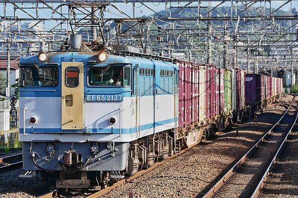 国鉄EF65形電気機関車2127号機 - Enpedia